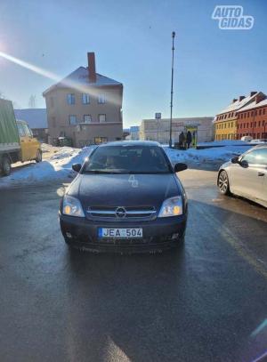 Zils Opel Vectra 2003 Klaipėda, ar dzinēja tilpumu 2.20 L un nobraukumu 111 tūkst. km par 600 €, foto  vietnē AUTOMOTO.COM.LV