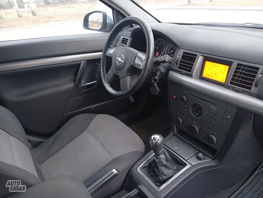 Zils Opel Vectra 2005 Viļņa, ar dzinēja tilpumu 2.20 L un nobraukumu 278 tūkst. km par 1050 €, foto 18 vietnē AUTOMOTO.COM.LV