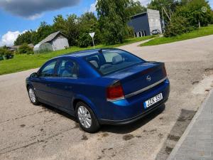 Blue Opel Vectra 2005 in Silale, with an engine capacity of 2.20 L and mileage of 270 thousand km for 1200 €, photo  on AUTOMOTO.COM.LV
