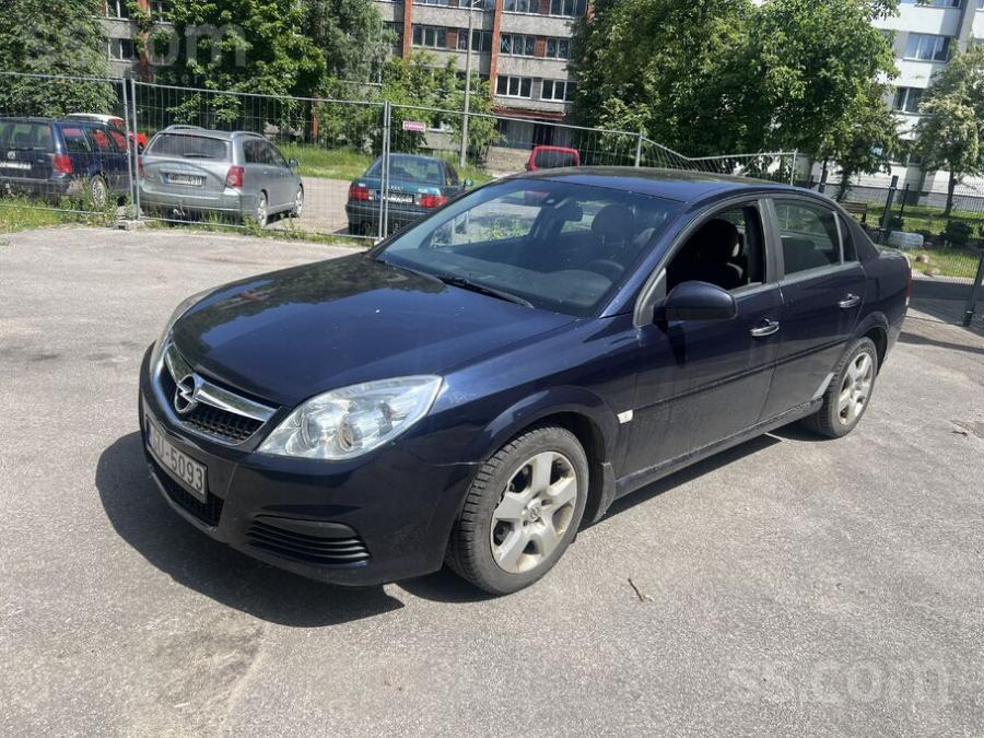 Zils Opel Vectra 2006 Rīga, ar dzinēja tilpumu 1.80 L un nobraukumu 300 tūkst. km par 1400 €, foto 1 vietnē AUTOMOTO.COM.LV