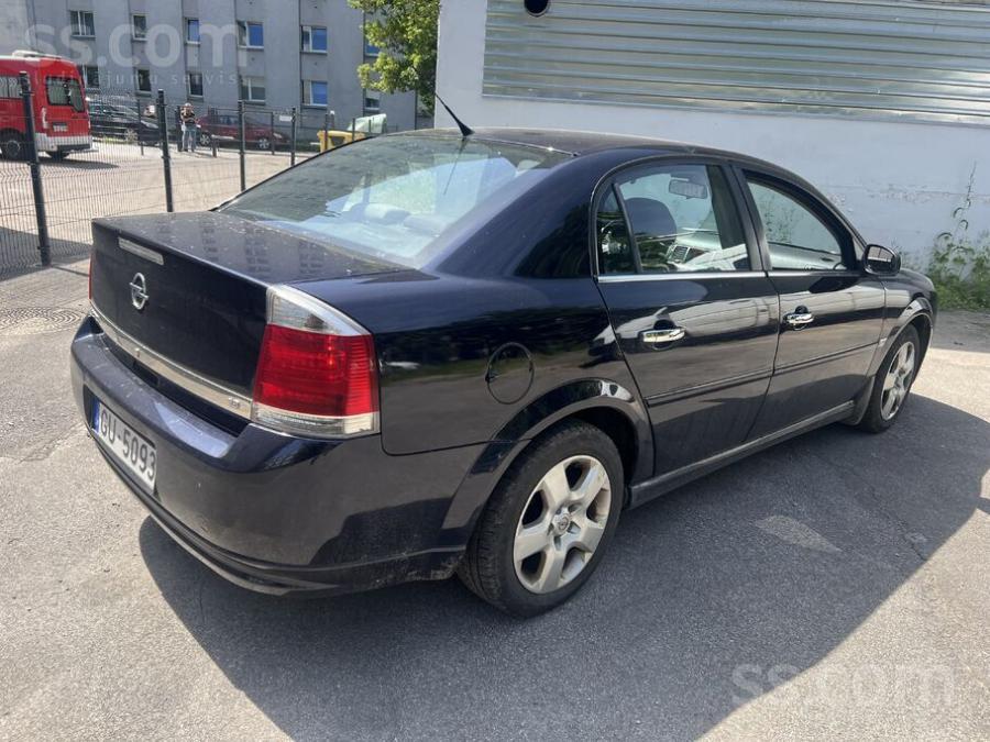 Zils Opel Vectra 2006 Rīga, ar dzinēja tilpumu 1.80 L un nobraukumu 300 tūkst. km par 1400 €, foto 4 vietnē AUTOMOTO.COM.LV