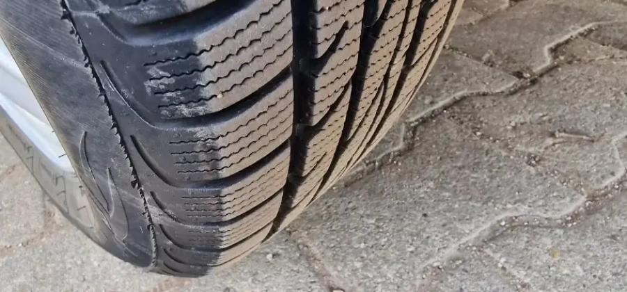 Zils Opel Vectra 1997 Valmiera, ar dzinēja tilpumu 1.80 L un nobraukumu 374 tūkst. km par 800 €, foto 11 vietnē AUTOMOTO.COM.LV
