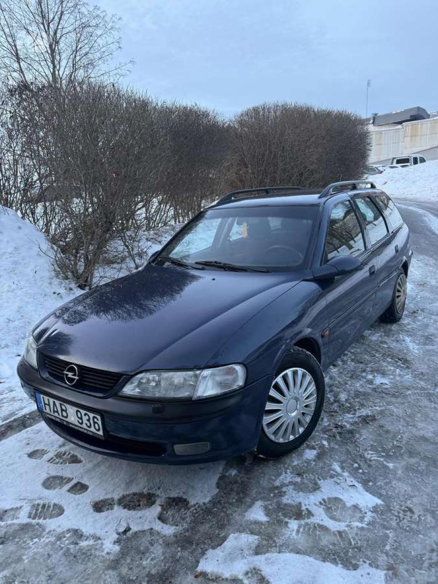 Zils Opel Vectra 1998 Viļņa, ar dzinēja tilpumu 2.00 L un nobraukumu 366 tūkst. km par 600 €, foto 1 vietnē AUTOMOTO.COM.LV