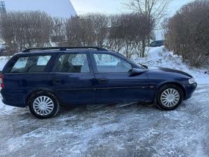 Zils Opel Vectra 1998 Viļņa, ar dzinēja tilpumu 2.00 L un nobraukumu 366 tūkst. km par 600 €, foto 4 vietnē AUTOMOTO.COM.LV