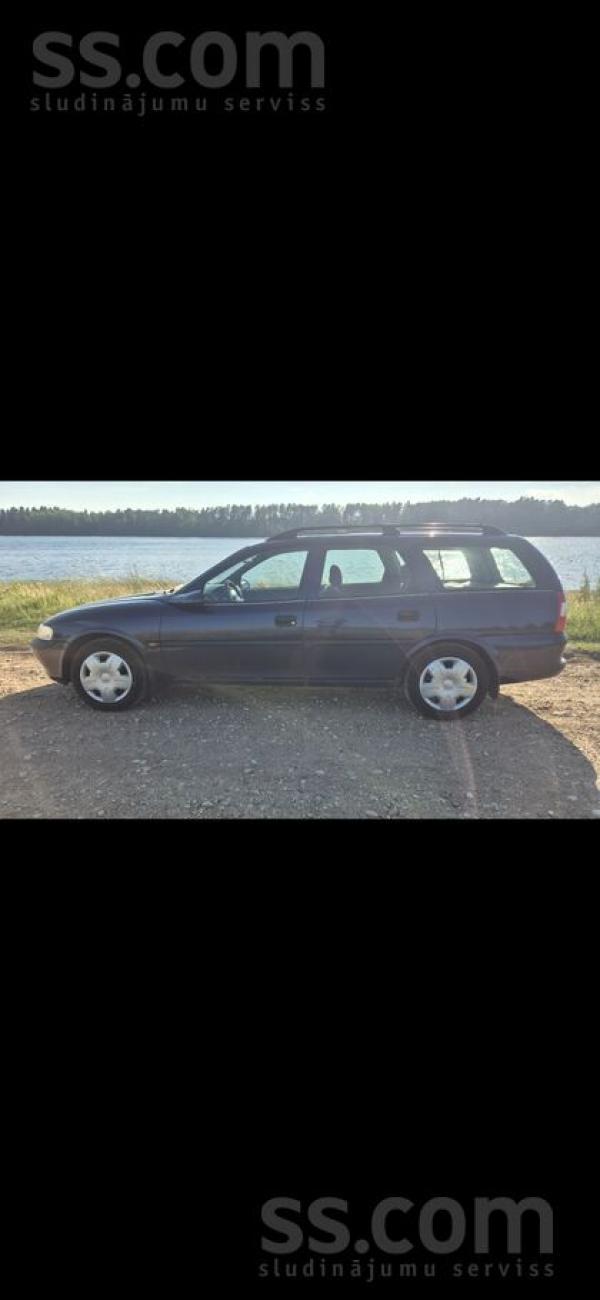 Blue Opel Vectra 1998 in Ogre, with an engine capacity of 1.60 L and mileage of 176 thousand km for 900 €, photo 1 on AUTOMOTO.COM.LV