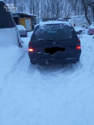 Blue Opel Vectra 2001 in Vilnius, with an engine capacity of 2.20 L and mileage of 258 thousand km for 550 €, photo 2 on AUTOMOTO.COM.LV