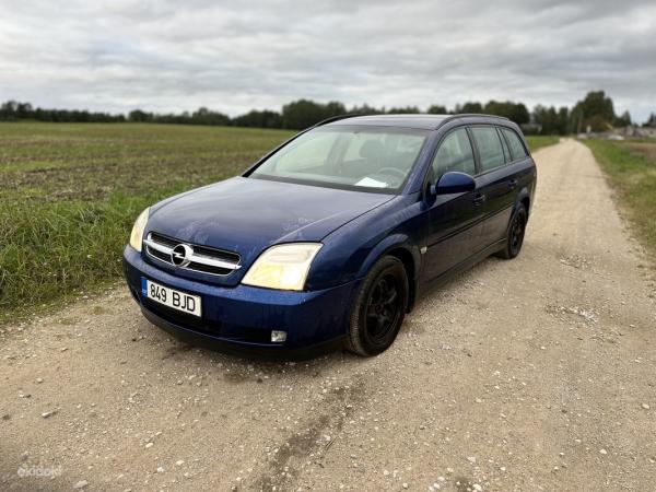 Blue Opel Vectra 2004 in Rapla, with an engine capacity of 2.20 L and mileage of 485 thousand km for 800 €, photo 10 on AUTOMOTO.COM.LV