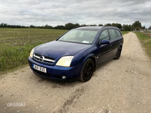 Blue Opel Vectra 2004 in Rapla, with an engine capacity of 2.20 L and mileage of 485 thousand km for 800 €, photo  on AUTOMOTO.COM.LV