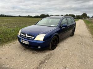 Zils Opel Vectra 2004 Rapla, ar dzinēja tilpumu 2.20 L un nobraukumu 485 tūkst. km par 800 €, foto 11 vietnē AUTOMOTO.COM.LV