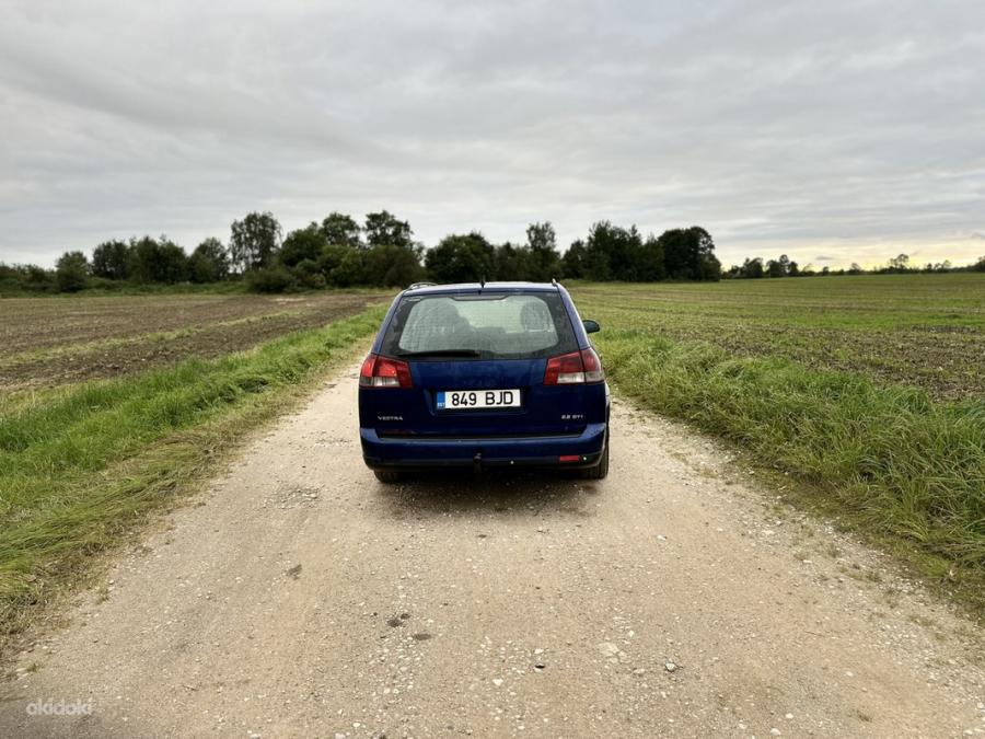 Zils Opel Vectra 2004 Rapla, ar dzinēja tilpumu 2.20 L un nobraukumu 485 tūkst. km par 800 €, foto 16 vietnē AUTOMOTO.COM.LV