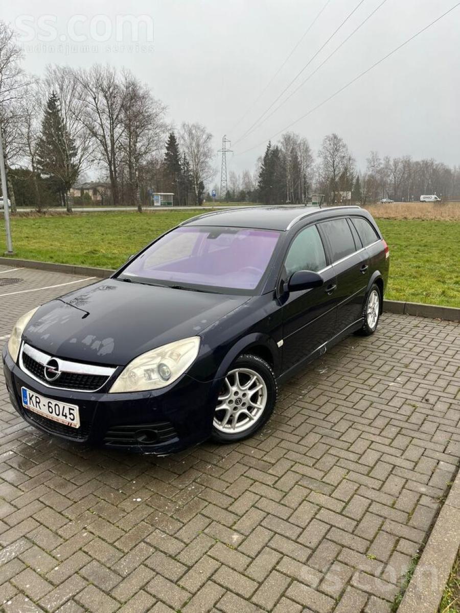Zils Opel Vectra 2005 Rīga, ar dzinēja tilpumu 1.90 L un nobraukumu 346 tūkst. km par 1700 €, foto 1 vietnē AUTOMOTO.COM.LV
