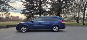 Blue Opel Vectra 2005 in Alytus, with an engine capacity of 1.90 L and mileage of 414 thousand km for 990 €, photo 7 on AUTOMOTO.COM.LV