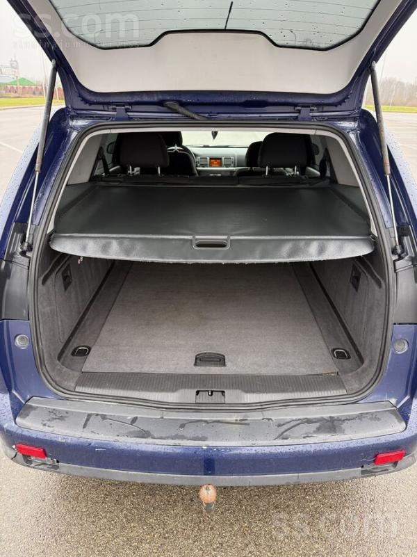 Zils Opel Vectra 2005 Tukums, ar dzinēja tilpumu 1.90 L un nobraukumu 571 tūkst. km par 1200 €, foto 9 vietnē AUTOMOTO.COM.LV