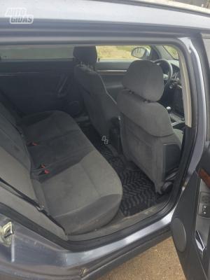 Zils Opel Vectra 2005 Šauļi, ar dzinēja tilpumu 1.90 L un nobraukumu 394 tūkst. km par 400 €, foto 8 vietnē AUTOMOTO.COM.LV