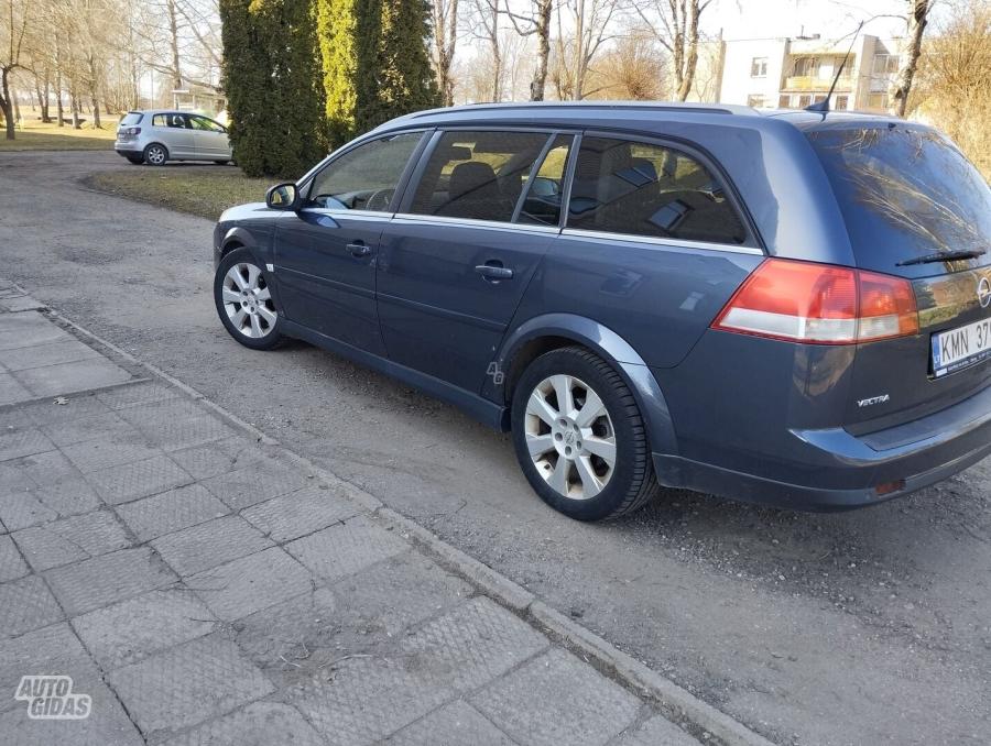 Zils Opel Vectra 2006 Jurbarkas, ar dzinēja tilpumu 1.90 L un nobraukumu 410 tūkst. km par 700 €, foto 6 vietnē AUTOMOTO.COM.LV