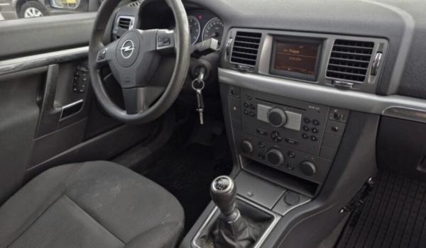 Zils Opel Vectra 2006 Rīga, ar dzinēja tilpumu 1.90 L un nobraukumu 324 tūkst. km par 1800 €, foto 3 vietnē AUTOMOTO.COM.LV