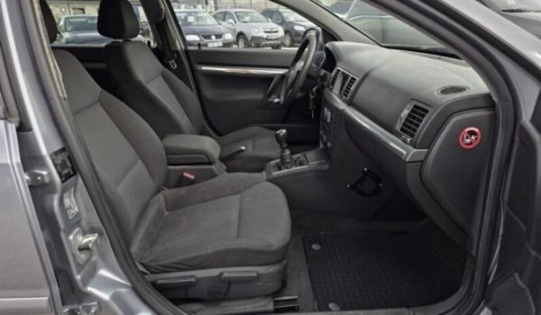 Zils Opel Vectra 2006 Rīga, ar dzinēja tilpumu 1.90 L un nobraukumu 324 tūkst. km par 1800 €, foto 4 vietnē AUTOMOTO.COM.LV
