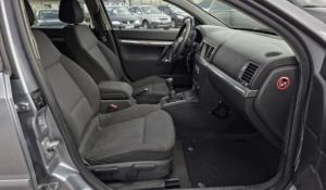 Zils Opel Vectra 2006 Rīga, ar dzinēja tilpumu 1.90 L un nobraukumu 324 tūkst. km par 1800 €, foto 5 vietnē AUTOMOTO.COM.LV