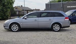 Zils Opel Vectra 2006 Rīga, ar dzinēja tilpumu 1.90 L un nobraukumu 324 tūkst. km par 1800 €, foto 13 vietnē AUTOMOTO.COM.LV