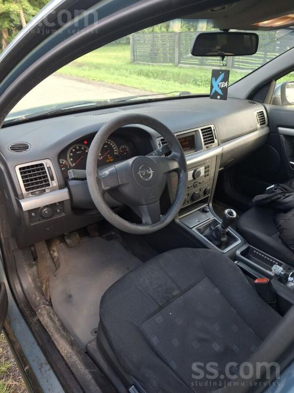 Zils Opel Vectra 2006 Rīga, ar dzinēja tilpumu 1.80 L un nobraukumu 324 tūkst. km par 850 €, foto 5 vietnē AUTOMOTO.COM.LV