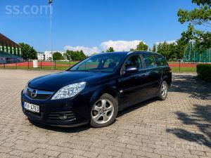 Blue Opel Vectra 2006 in Jelgava, with an engine capacity of 1.90 L and mileage of 363 thousand km for 1900 €, photo  on AUTOMOTO.COM.LV