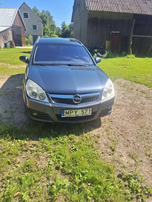 Blue Opel Vectra 2006 in Silale, with an engine capacity of 1.90 L and mileage of 0 thousand km for 900 €, photo 3 on AUTOMOTO.COM.LV