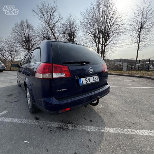 Zils Opel Vectra 2007 Šauļi, ar dzinēja tilpumu 2.20 L un nobraukumu 175 tūkst. km par 1400 €, foto 2 vietnē AUTOMOTO.COM.LV
