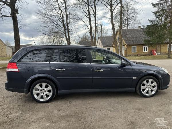 Zils Opel Vectra 2007 Kelmė, ar dzinēja tilpumu 1.90 L un nobraukumu 335 tūkst. km par 1550 €, foto 6 vietnē AUTOMOTO.COM.LV