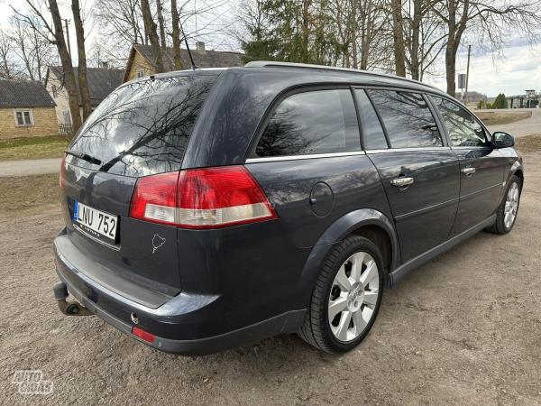 Zils Opel Vectra 2007 Kelmė, ar dzinēja tilpumu 1.90 L un nobraukumu 335 tūkst. km par 1550 €, foto 8 vietnē AUTOMOTO.COM.LV