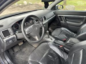 Zils Opel Vectra 2007 Kelmė, ar dzinēja tilpumu 1.90 L un nobraukumu 335 tūkst. km par 1550 €, foto 17 vietnē AUTOMOTO.COM.LV
