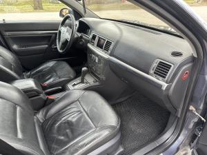 Zils Opel Vectra 2007 Kelmė, ar dzinēja tilpumu 1.90 L un nobraukumu 335 tūkst. km par 1550 €, foto 19 vietnē AUTOMOTO.COM.LV