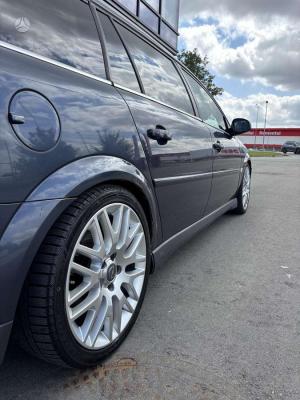 Blue Opel Vectra 2007 in Panevezys, with an engine capacity of 1.91 L and mileage of 339 thousand km for 1450 €, photo 6 on AUTOMOTO.COM.LV