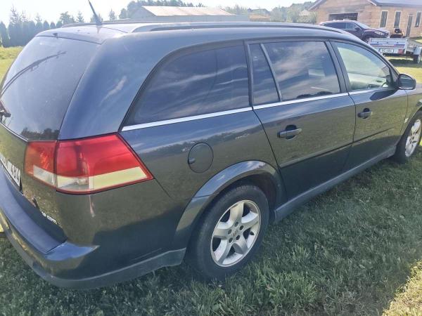 Zils Opel Vectra 2007 Alīta, ar dzinēja tilpumu 1.91 L un nobraukumu 312 tūkst. km par 600 €, foto 3 vietnē AUTOMOTO.COM.LV