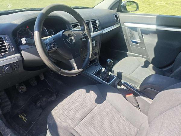 Zils Opel Vectra 2007 Alīta, ar dzinēja tilpumu 1.91 L un nobraukumu 312 tūkst. km par 600 €, foto 10 vietnē AUTOMOTO.COM.LV