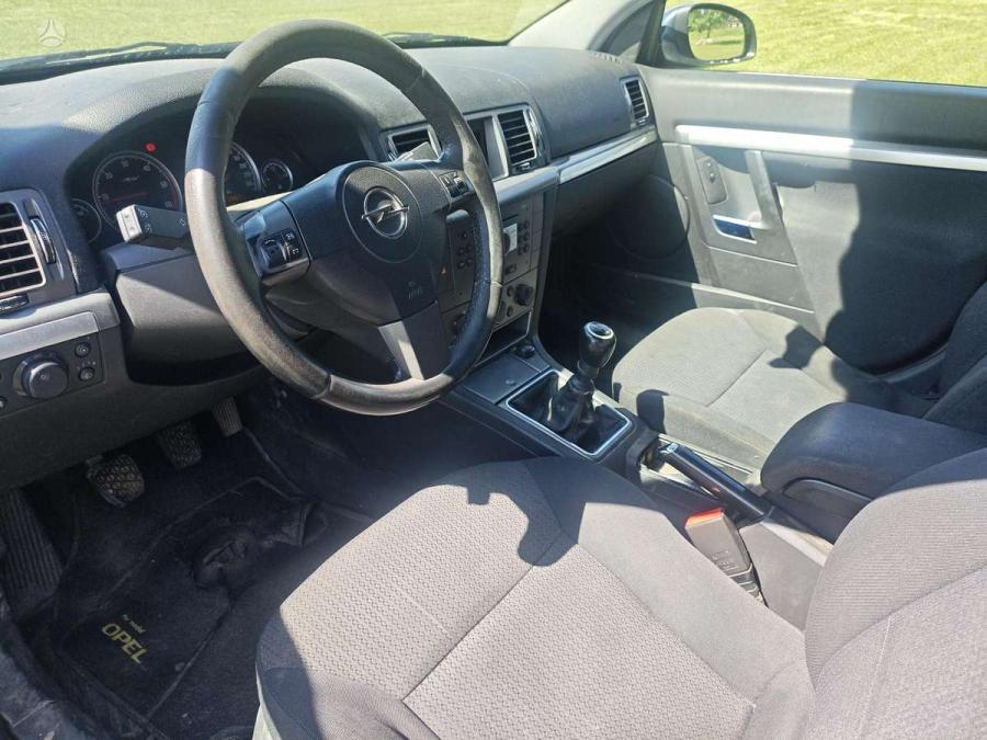 Zils Opel Vectra 2007 Alīta, ar dzinēja tilpumu 1.91 L un nobraukumu 312 tūkst. km par 600 €, foto 11 vietnē AUTOMOTO.COM.LV