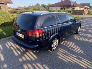 Blue Opel Vectra 2007 in Klaipeda, with an engine capacity of 1.90 L and mileage of 400 thousand km for 1199 €, photo 5 on AUTOMOTO.COM.LV