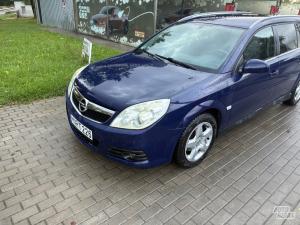 Blue Opel Vectra 2007 in Vilkaviskis, with an engine capacity of 1.90 L and mileage of 249 thousand km for 1150 €, photo 3 on AUTOMOTO.COM.LV