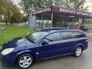 Blue Opel Vectra 2007 in Vilkaviskis, with an engine capacity of 1.90 L and mileage of 249 thousand km for 1150 €, photo 4 on AUTOMOTO.COM.LV