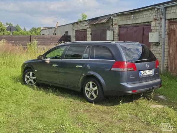Zils Opel Vectra 2008 Kauņa, ar dzinēja tilpumu 1.90 L un nobraukumu 307 tūkst. km par 1600 €, foto 7 vietnē AUTOMOTO.COM.LV