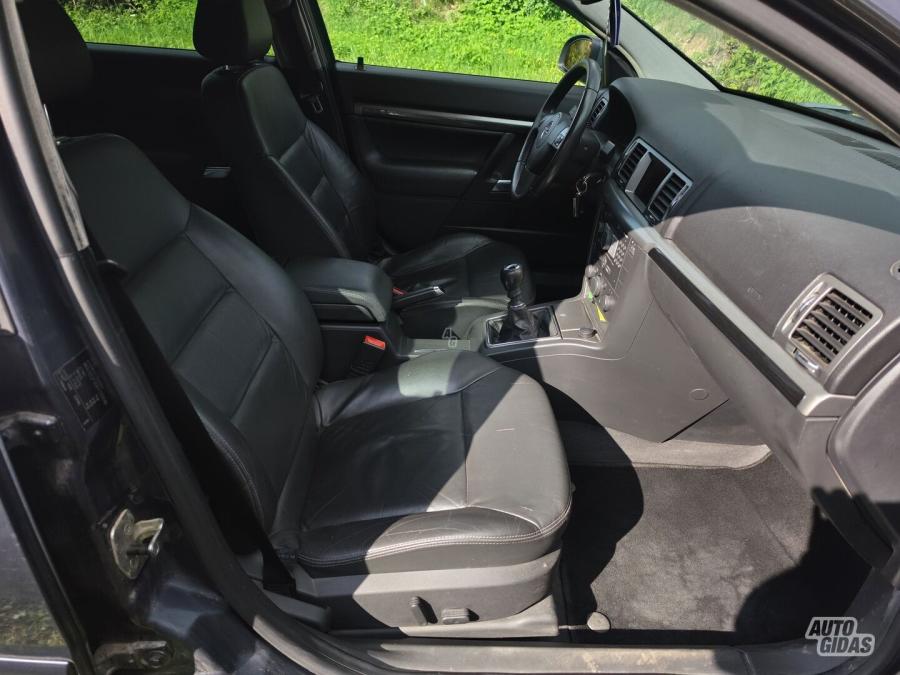 Zils Opel Vectra 2008 Kauņa, ar dzinēja tilpumu 1.90 L un nobraukumu 307 tūkst. km par 1600 €, foto 11 vietnē AUTOMOTO.COM.LV