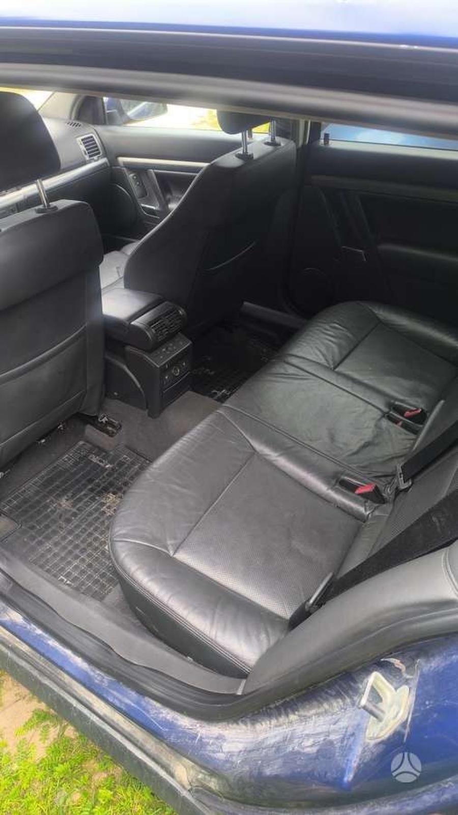 Zils Opel Vectra 2008 Viļņa, ar dzinēja tilpumu 1.91 L un nobraukumu 400 tūkst. km par 500 €, foto 9 vietnē AUTOMOTO.COM.LV