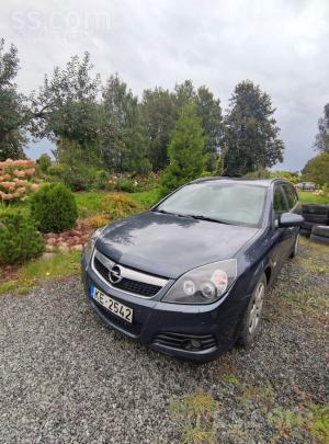 Zils Opel Vectra 2008 Rīga, ar dzinēja tilpumu 1.90 L un nobraukumu 328 tūkst. km par 2569 €, foto  vietnē AUTOMOTO.COM.LV