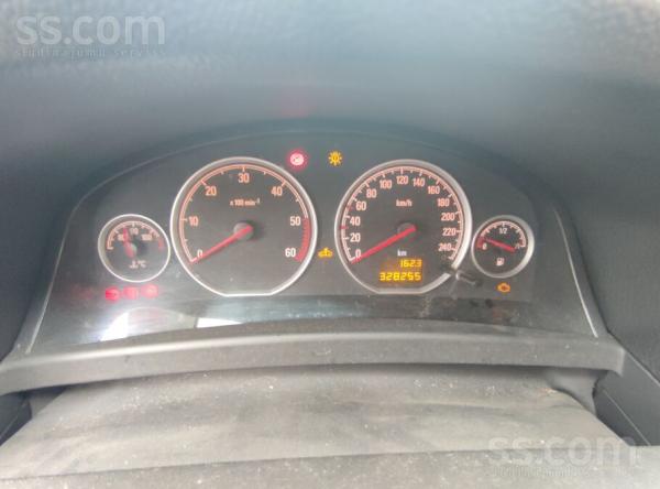 Zils Opel Vectra 2008 Rīga, ar dzinēja tilpumu 1.90 L un nobraukumu 328 tūkst. km par 2569 €, foto 10 vietnē AUTOMOTO.COM.LV