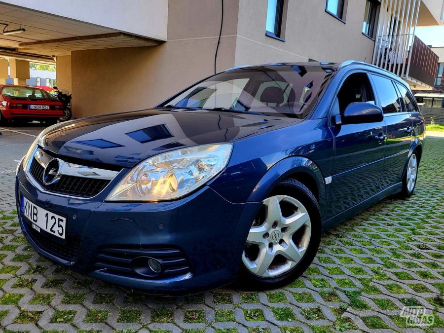Zils Opel Vectra 2008 Viļņa, ar dzinēja tilpumu 1.90 L un nobraukumu 335 tūkst. km par 1250 €, foto 4 vietnē AUTOMOTO.COM.LV