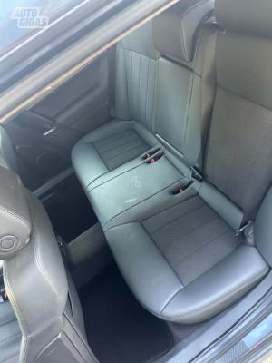 Blue Opel Vectra 2008 in Vilnius, with an engine capacity of 1.90 L and mileage of 320 thousand km for 900 €, photo 7 on AUTOMOTO.COM.LV