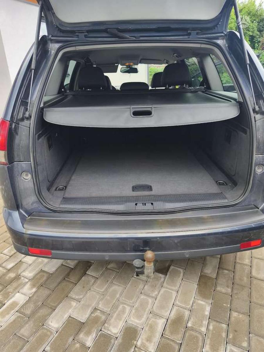 Blue Opel Vectra 2009 in Klaipeda, with an engine capacity of 1.91 L and mileage of 326 thousand km for 1300 €, photo 12 on AUTOMOTO.COM.LV