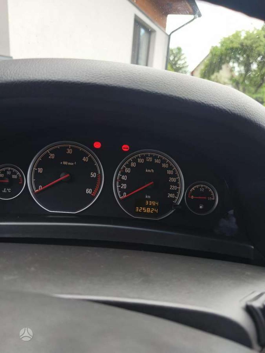 Blue Opel Vectra 2009 in Klaipeda, with an engine capacity of 1.91 L and mileage of 326 thousand km for 1300 €, photo 17 on AUTOMOTO.COM.LV