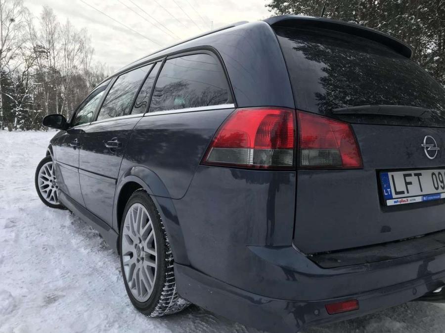 Blue Opel Vectra 2009 in Kaunas, with an engine capacity of 1.91 L and mileage of 302 thousand km for 2900 €, photo 12 on AUTOMOTO.COM.LV