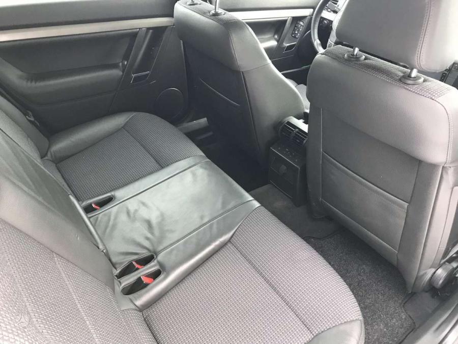 Blue Opel Vectra 2009 in Kaunas, with an engine capacity of 1.91 L and mileage of 302 thousand km for 2900 €, photo 16 on AUTOMOTO.COM.LV