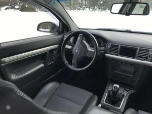 Blue Opel Vectra 2009 in Kaunas, with an engine capacity of 1.91 L and mileage of 302 thousand km for 2900 €, photo 18 on AUTOMOTO.COM.LV